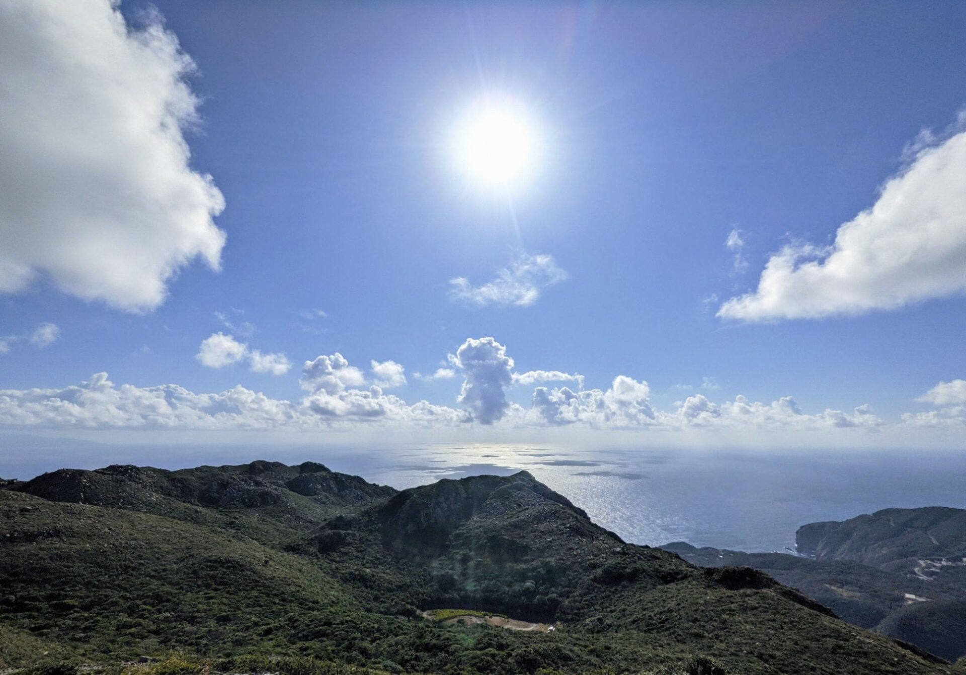 Would you ever think that Tokyo also has white sand beaches? Or deserts ...